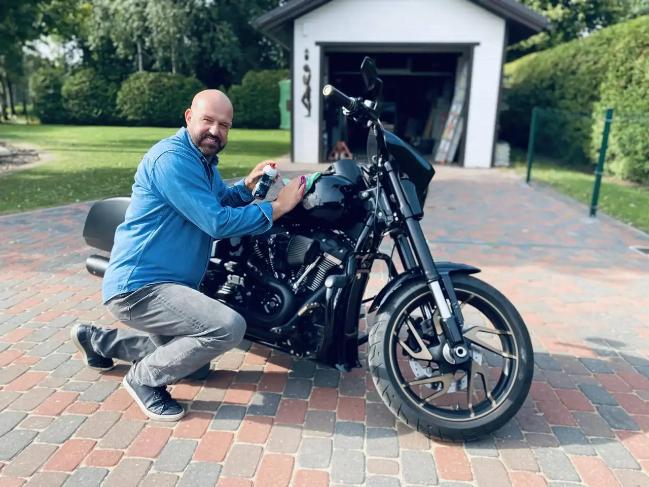 REKLAAMID – Lauri Linamagi